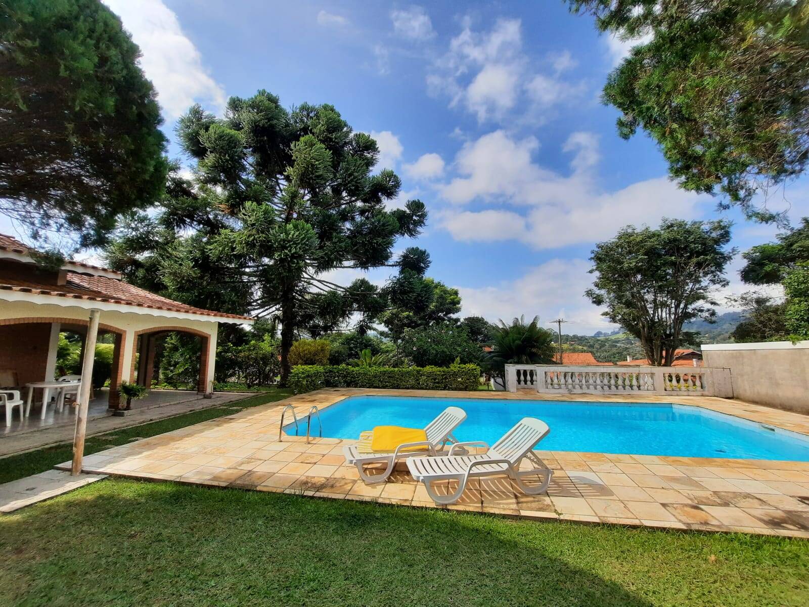 Maravilhosa Chácara Condomínio Acesso Represa - Aceita - CH74